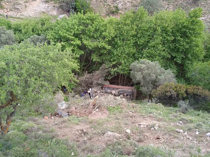 Χανιά | Πτώση φορτηγού σε γκρεμό: "Απλετο φως στο συμβάν"