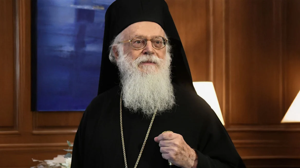 Πέθανε ο Αρχιεπίσκοπος Αλβανίας Αναστάσιος - Η ζωή και το μεγάλο έργο του