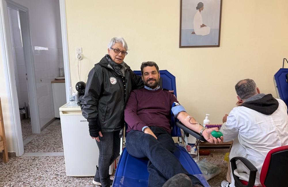Ο Δήμαρχος Χανίων έδωσε αίμα και παράδειγμα - Αιμοδοσία στον νέο σταθμό ...